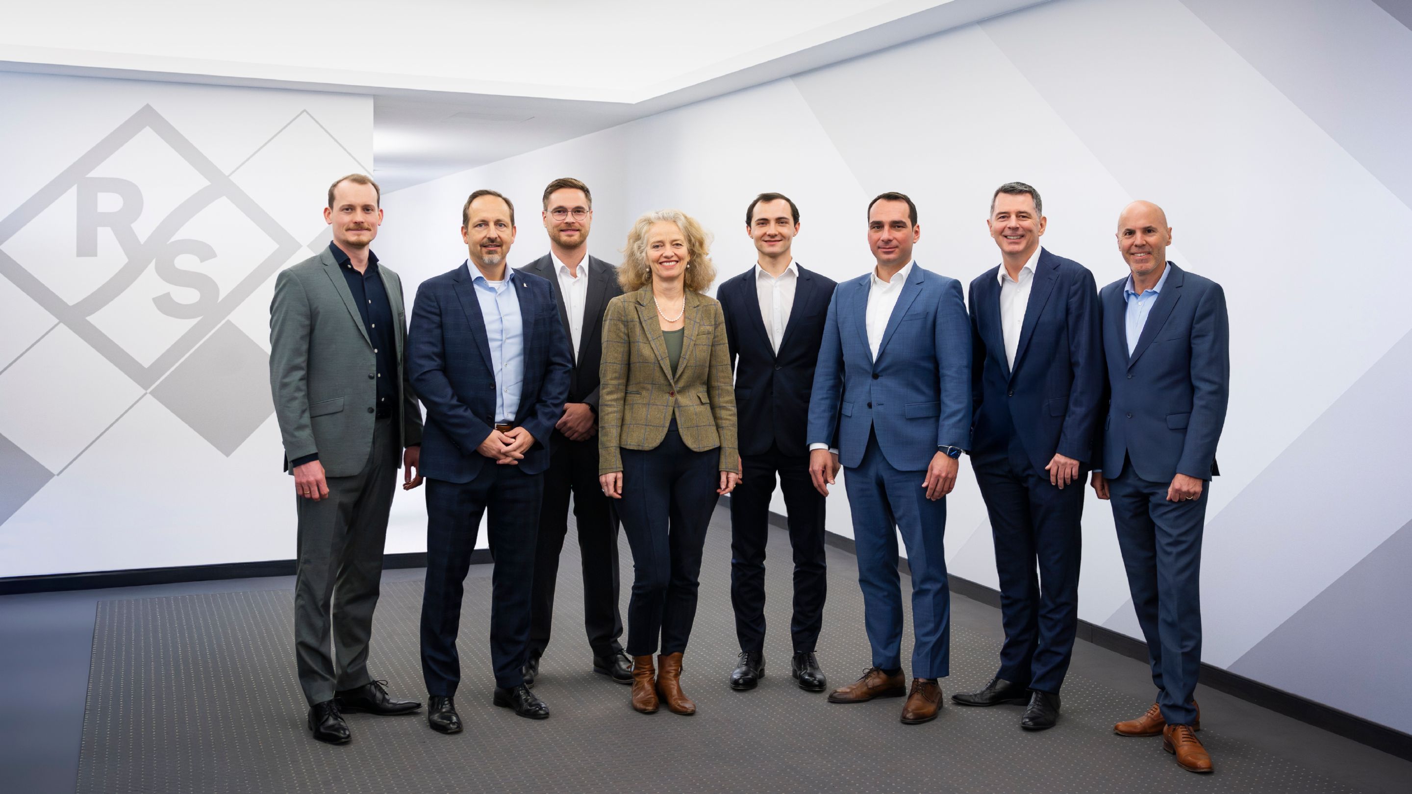 Rohde & Schwarz beteiligt sich an Orbint GmbH für signalerfassende ...