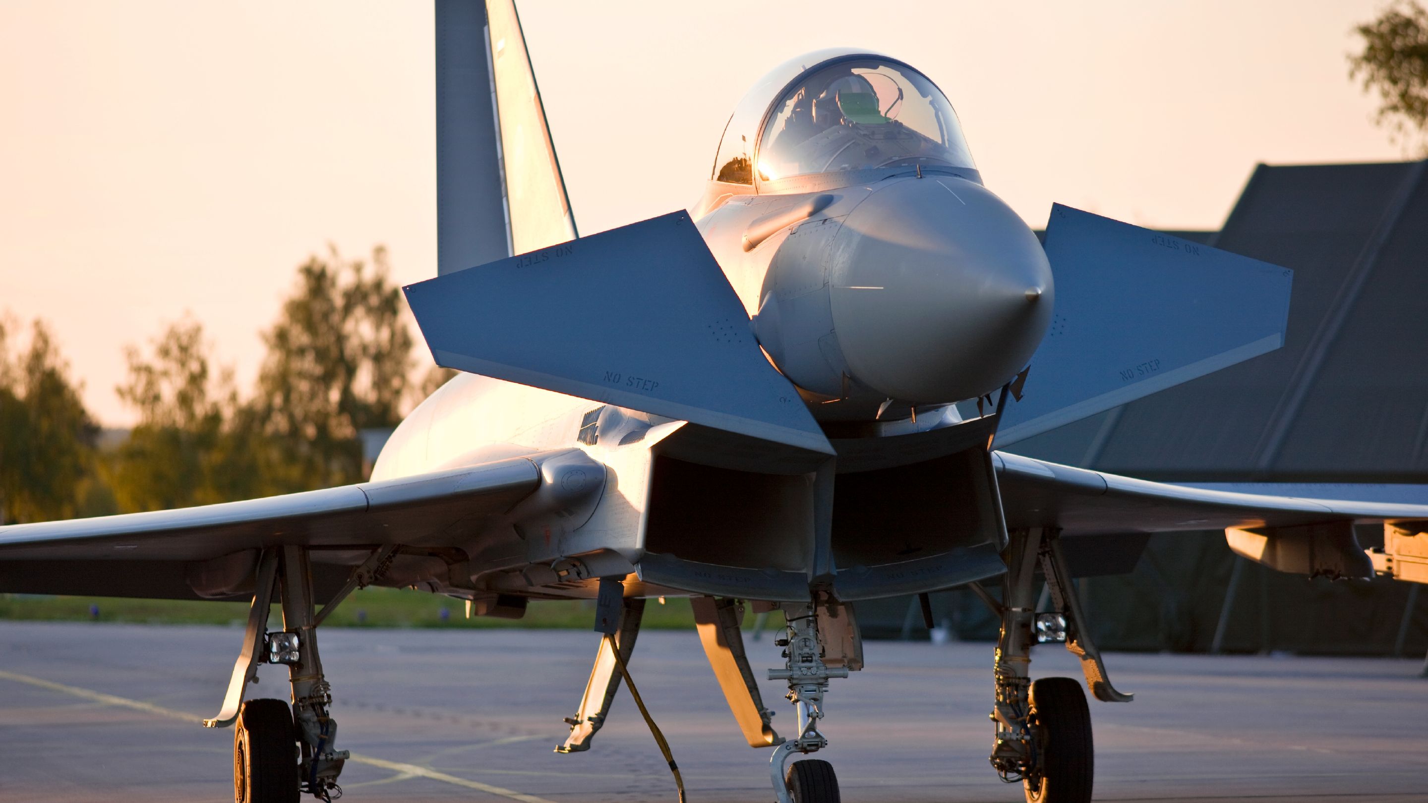 Airborne communications solutions for system integrator and aircraft ...