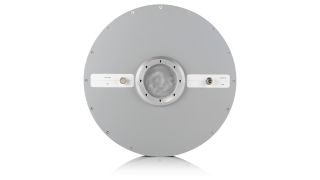 R&S®HF918 high-gain SHF antenna | Rohde & Schwarz