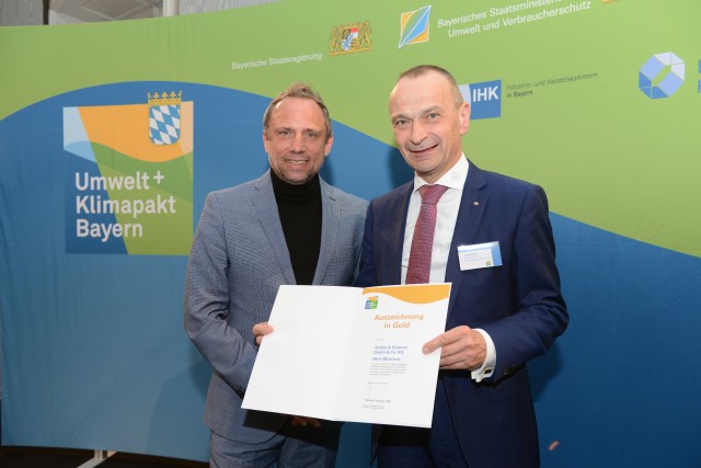 Gold für Rohde & Schwarz: Technologiekonzern erhält Auszeichnung für ...