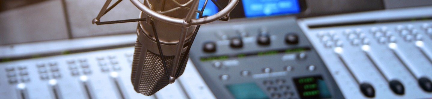 Radio transmitters | Rohde & Schwarz